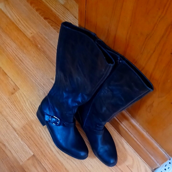 me too | Shoes | Me Too Leather Boots | Poshmark